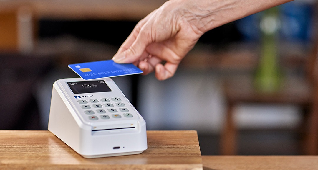 How Does a Card Reader Work? A Complete Guide for 2025 - Barcodes for ...
