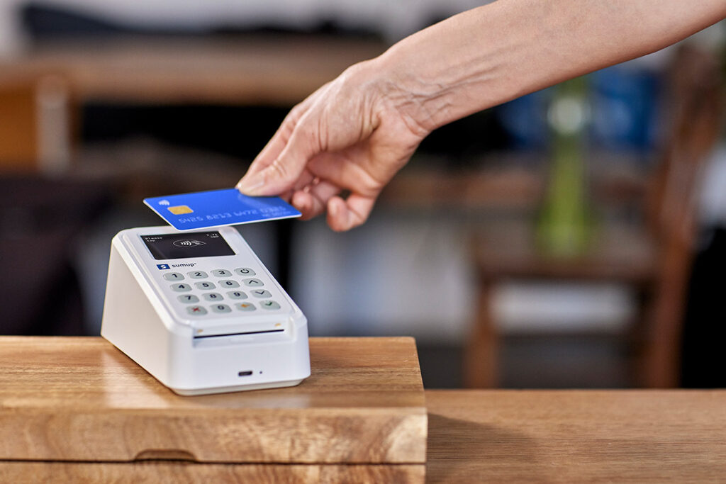 SumUp Card Reader: The Simple and Affordable Way to Accept Payments ...